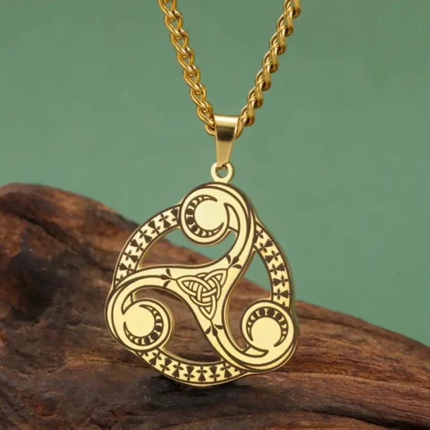 Pagan Trinity Celtic Knot Necklace Wicca Triskelion Symbol Necklace Wi